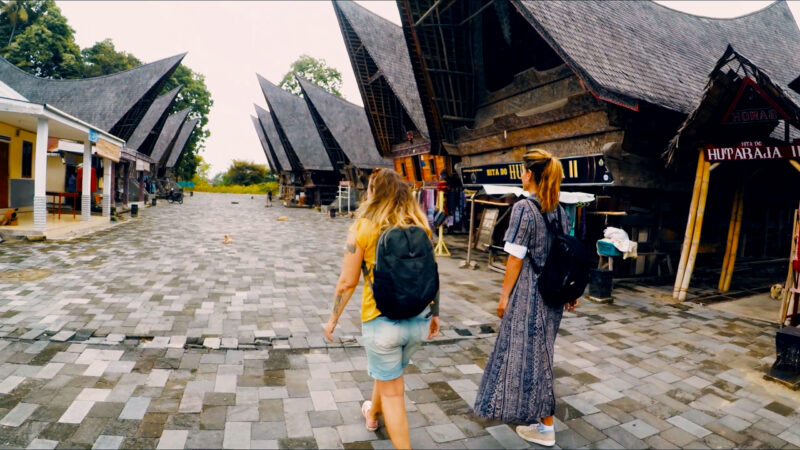 Best Things to Do in Lake Toba: 50 Unforgettable Experiences